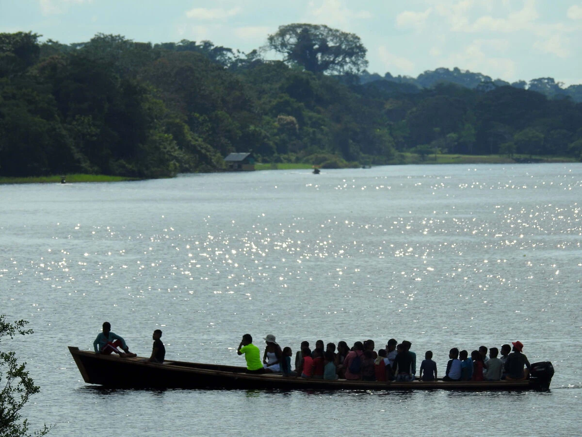 Significado de «fluvial»